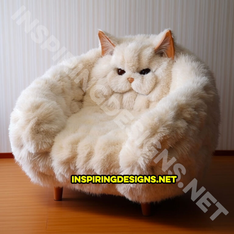 These Giant Cat Shaped Chairs Are the Ultimate Cat-lover's Throne!