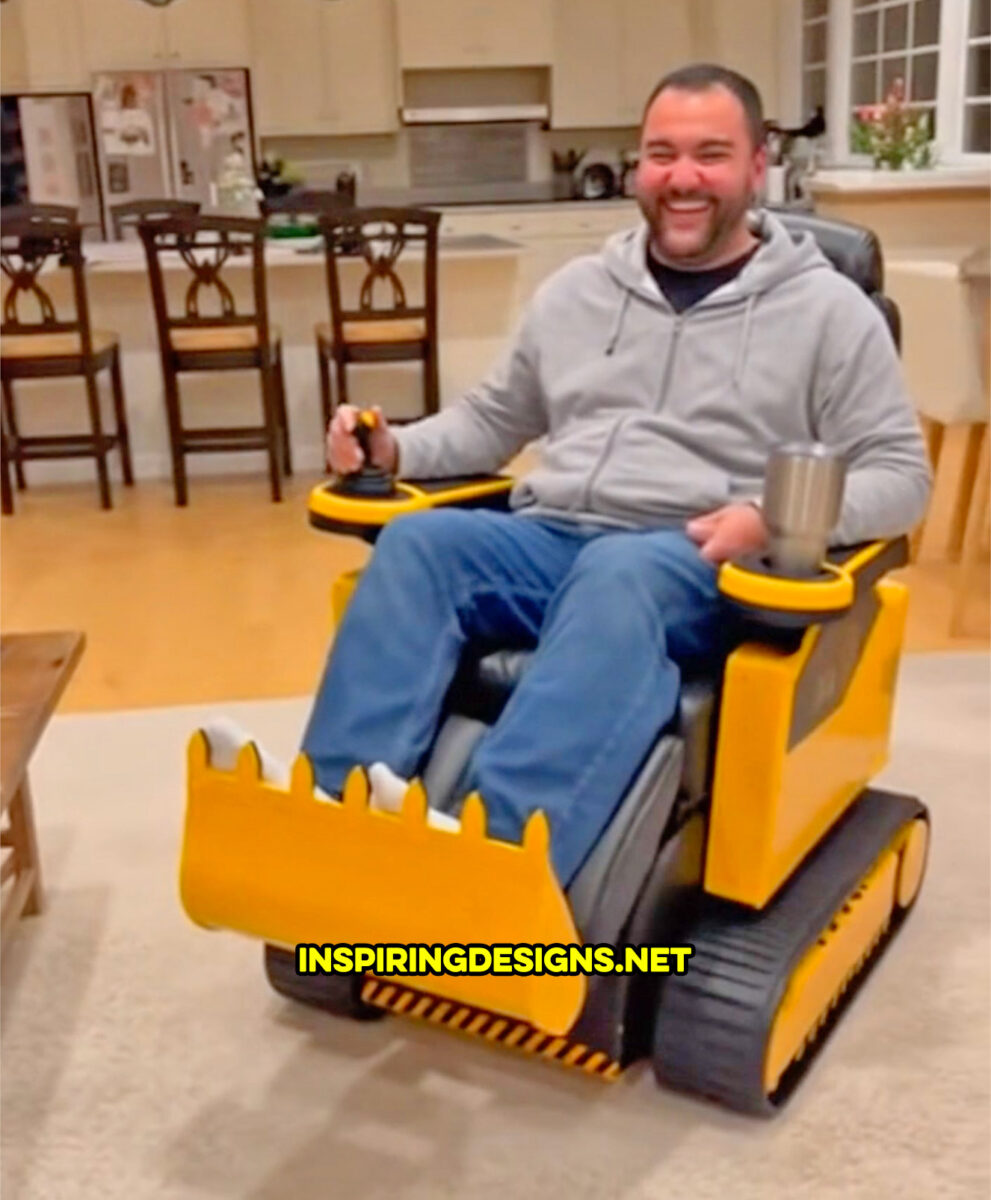 Heavy Equipment Recliners: Forklift, Bulldozer, and Excavator Chairs ...