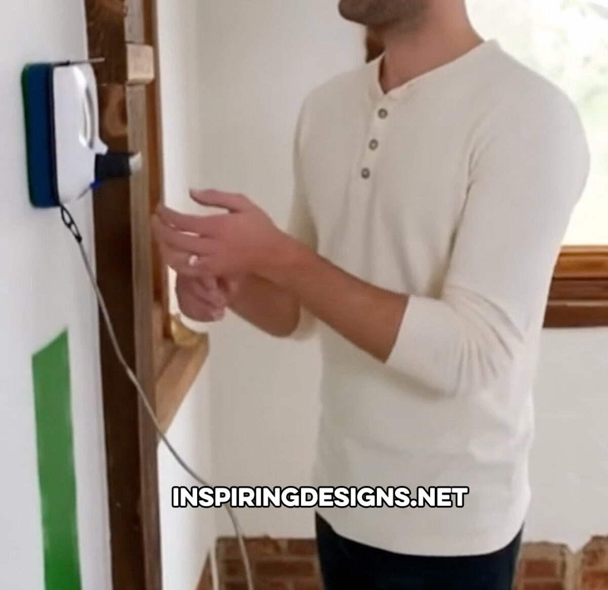 These Automatic Wall Painting Robots Are The Future Of DIY Painting