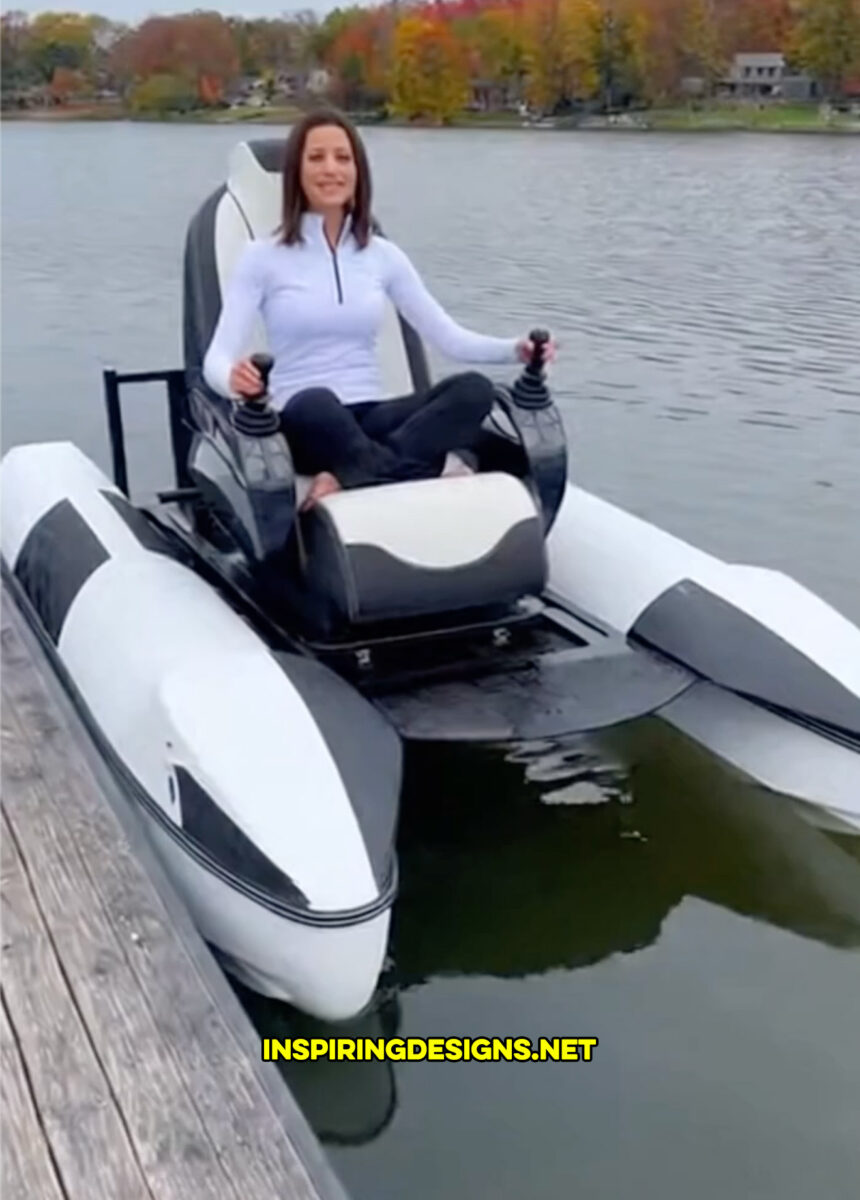 Recliner Boats: The Ultimate Guide to Personal Recliner Pontoons ...