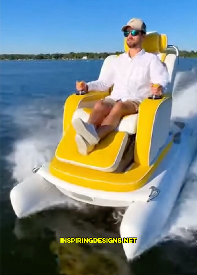 Recliner Boats: The Ultimate Guide to Personal Recliner Pontoons ...