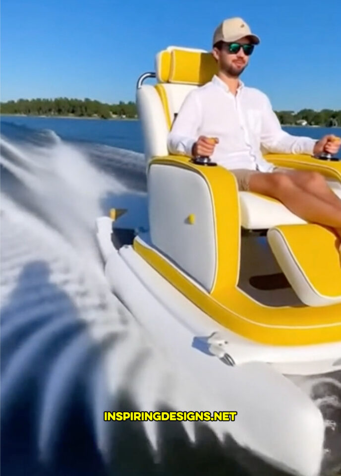 Recliner Boats: The Ultimate Guide to Personal Recliner Pontoons ...